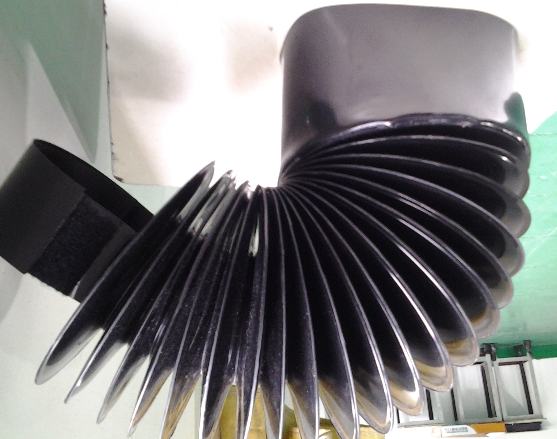 TPEE telescopic covers for boom lifts